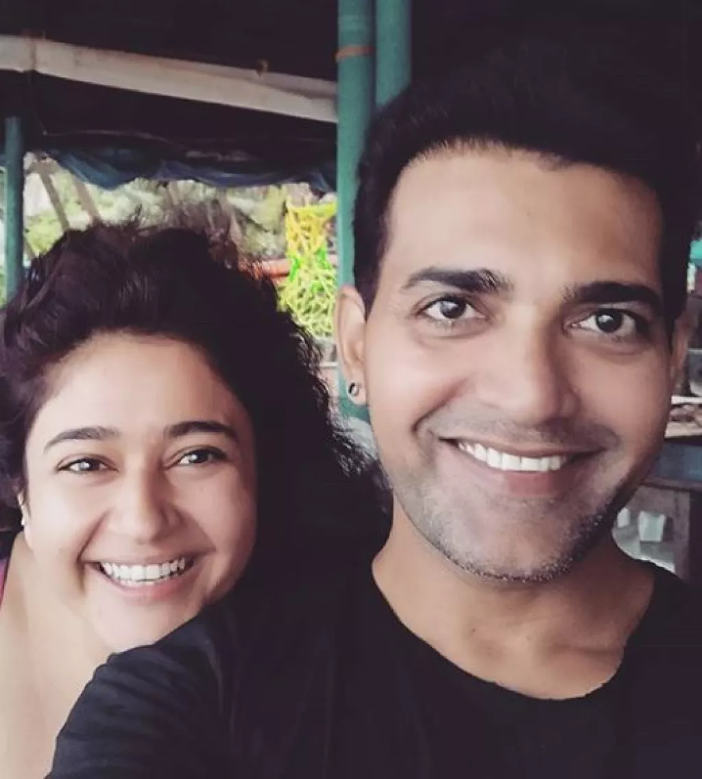 Poonam Bajwa Is In A Relationship With Director, Suneel Reddy, Makes It ...