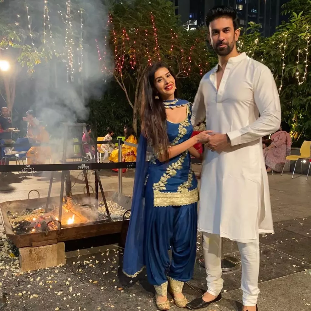 Charu Asopa Shares Pictures From Her Karwa Chauth Celebrations, Looks ...