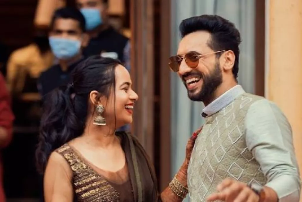 Punit J Pathak Shares Pictures With His Wife, Nidhi Moony Singh From ...