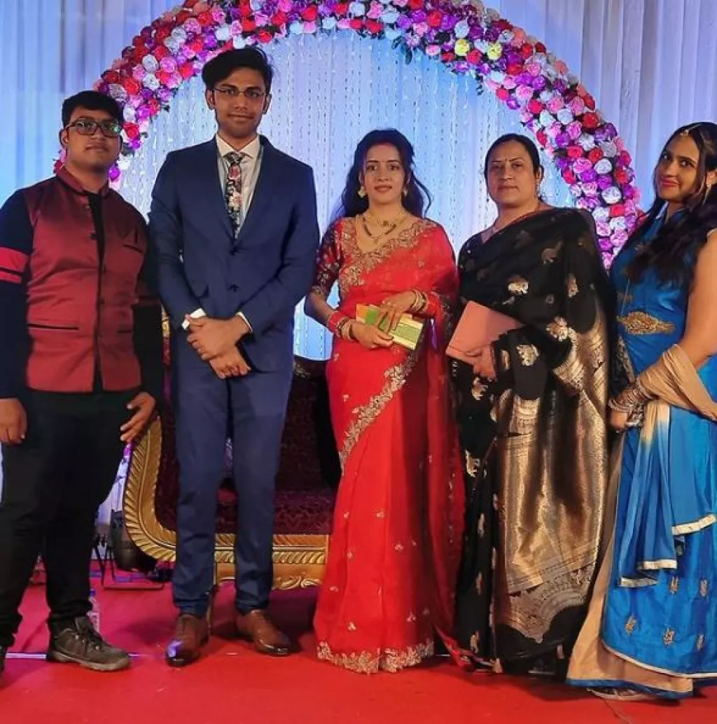 'Murder 2' Fame, Sulagna Panigrahi Gets Married To Popular Comedian ...