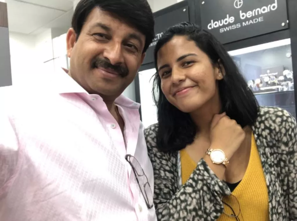 Manoj Tiwari Reveals How His Elder Daughter Asked Him To Marry Again ...
