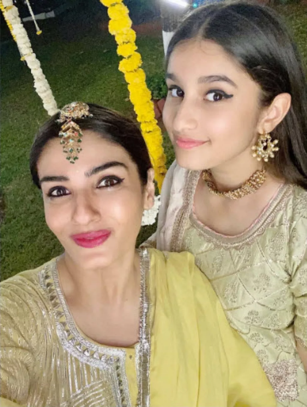 Raveena Tandon's 'Me And Mine' Photos With Hubby Anil Thadani Depict ...
