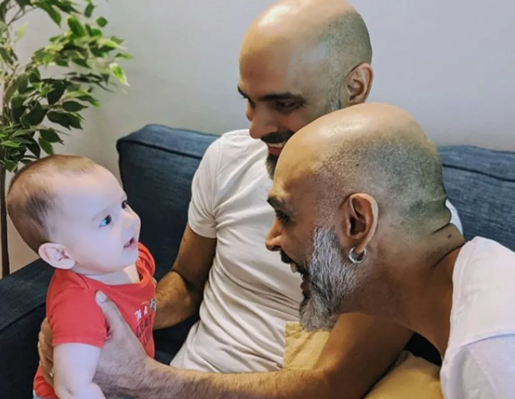 Raghu Ram's Son, Rhythm's Clueless Expressions On Seeing His Father