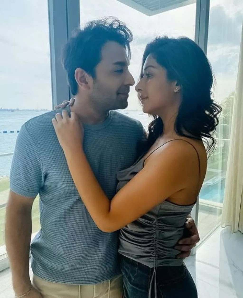 Sameksha Singh Gets Married To Long-Term Boyfriend, Shael Oswal At A ...