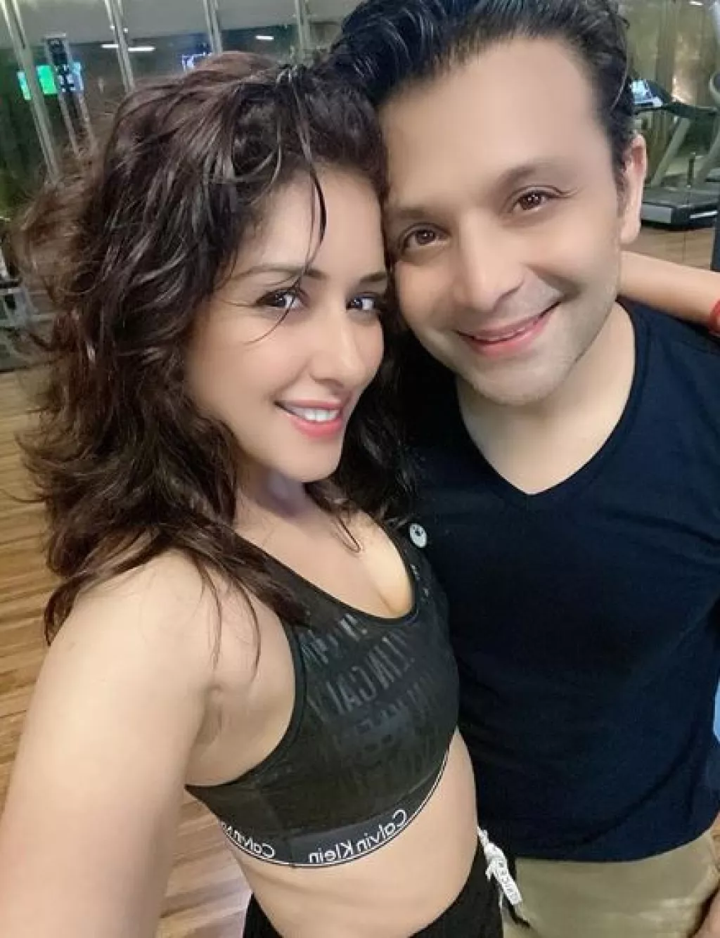 Sameksha Singh Gets Married To Long-Term Boyfriend, Shael Oswal At A ...
