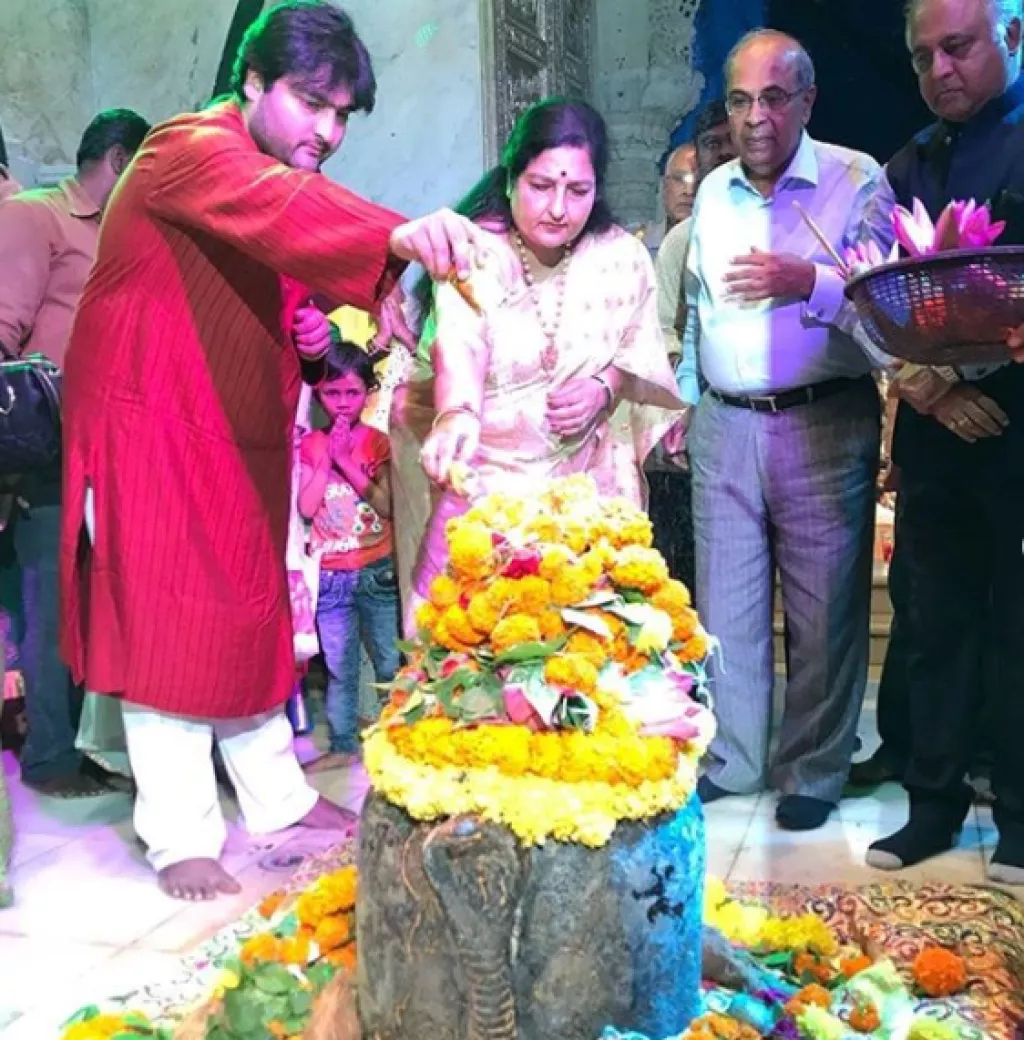 Anuradha Paudwal's Son, Aditya Paudwal Dies At 35 Due To Kidney Failure