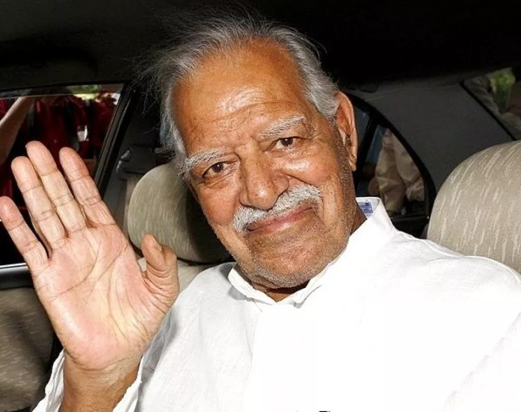 Life Story Of Dara Singh: From Child Marriage To Unlucky In Love, The ...