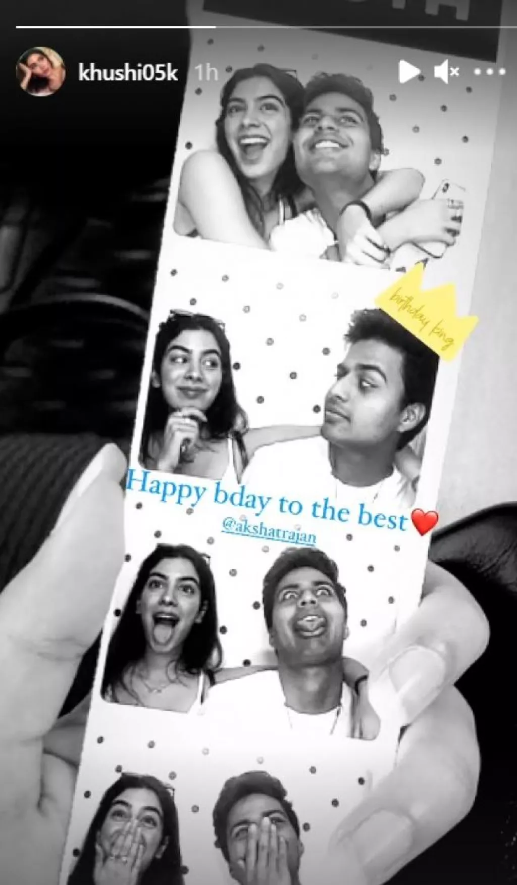 Janhvi Kapoor Strikes A Hot Pose With Rumoured Ex, Akshat Ranjan At Her ...