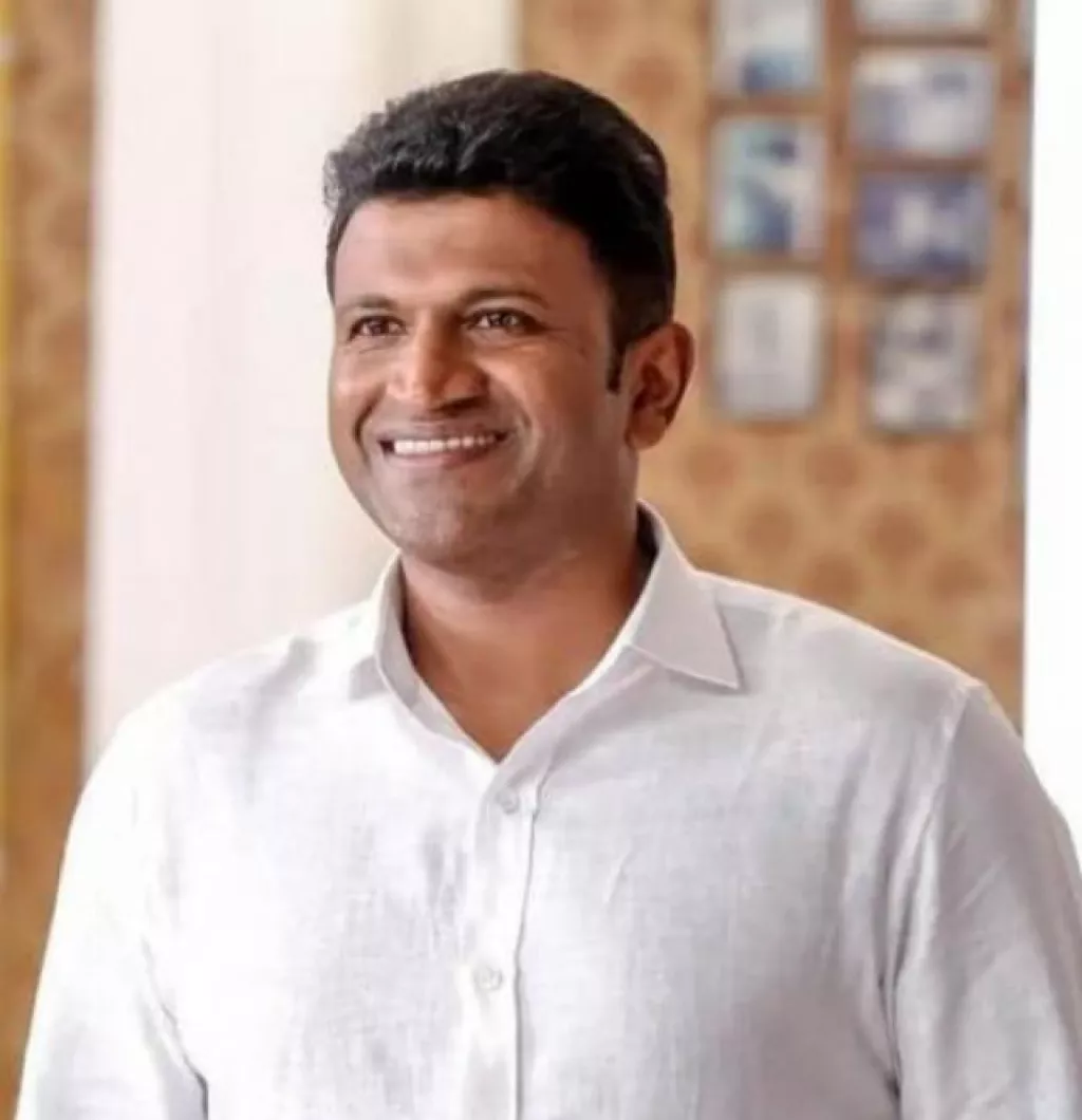Puneeth Rajkumar's Life: From Leaving Crores For His Wife And Daughters ...