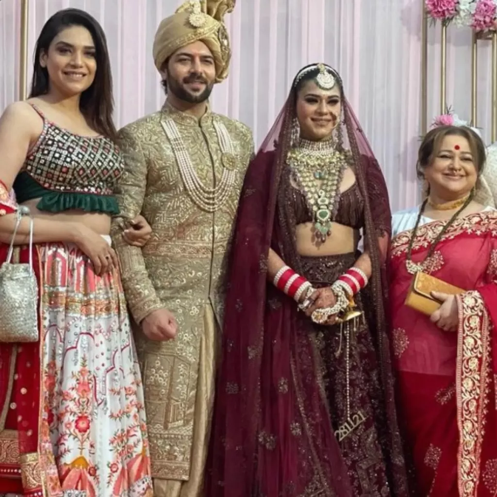 NewlyWeds, Poonam Preet And Sanjay Gagnani Look Mesmerising In Their ...