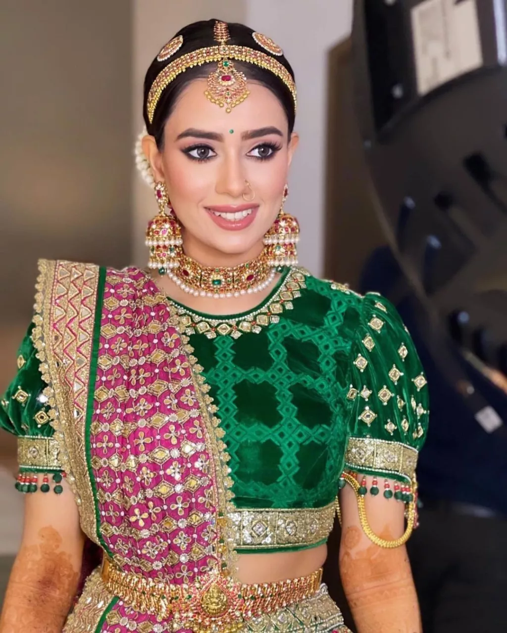 Bride Dons A Gujarati 'Gharchola' For Her Pre-Wedding Festivities ...