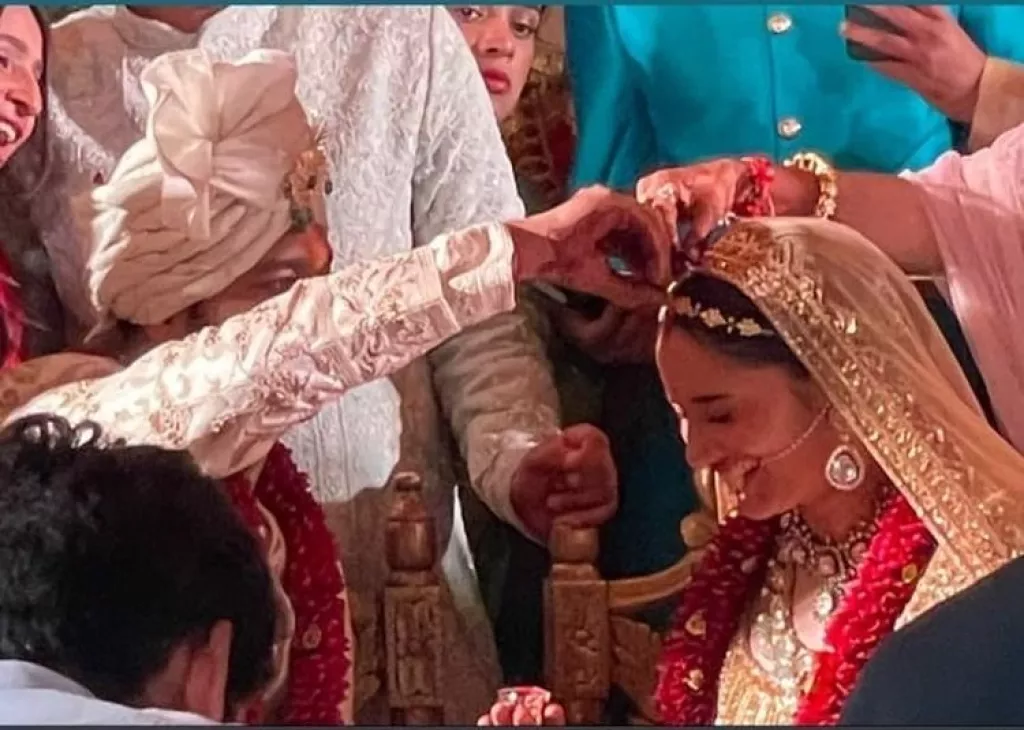 Ankita Lokhande Ties The Knot With Vicky Jain, Flaunts Her 'Sindoor' And 'Mangalsutra'