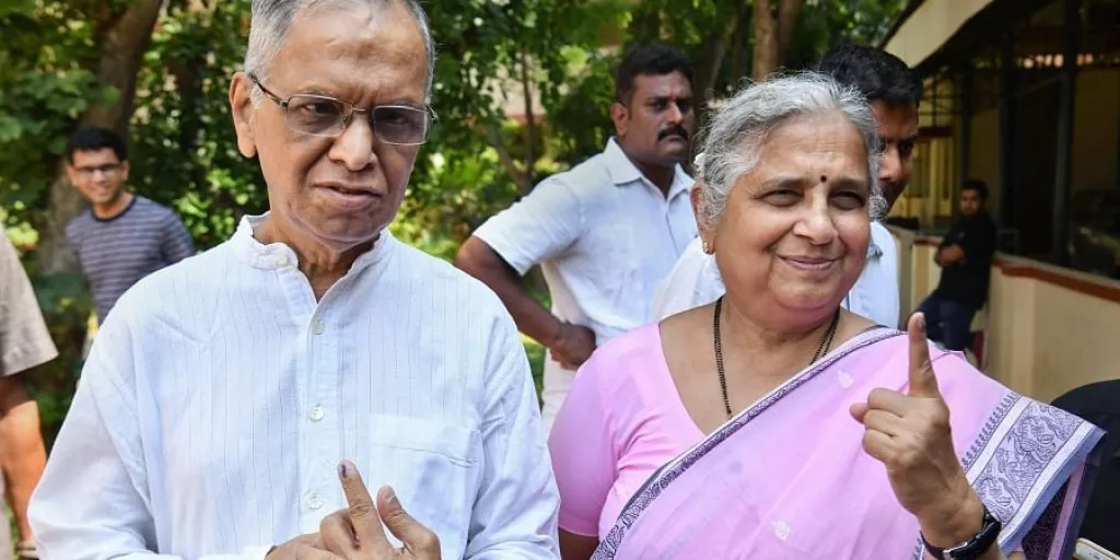 Narayana Murthy And Sudha's Love Story: From His Unique Proposal To ...