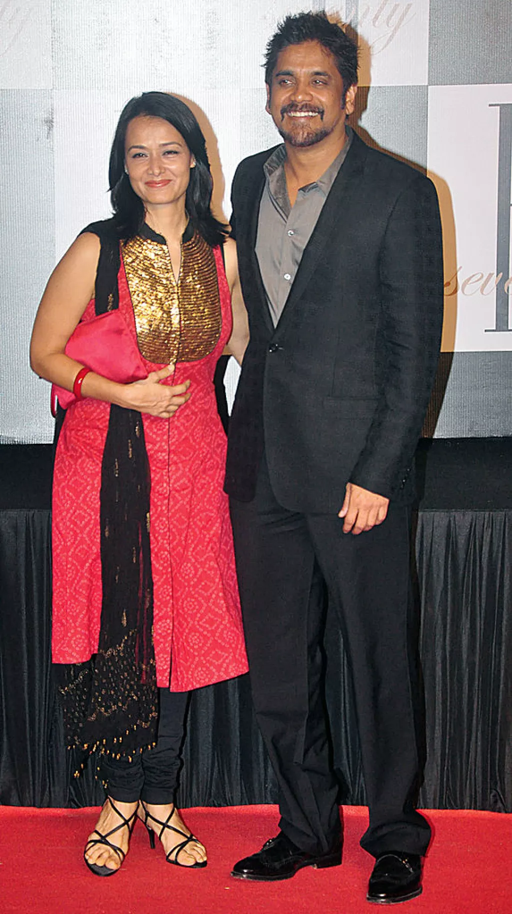 Single At 52: Tabu's Love Affairs, After 3 Failed Relationships Blamed ...