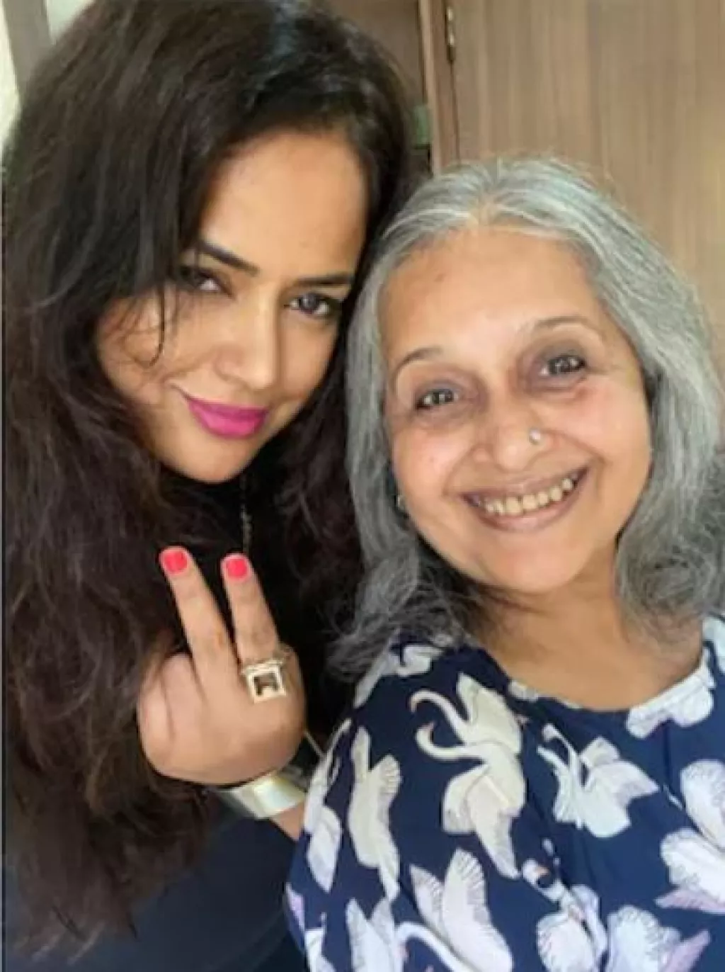 Sameera Reddy Reveals The Secret Behind Having A Great Bond With Her ...