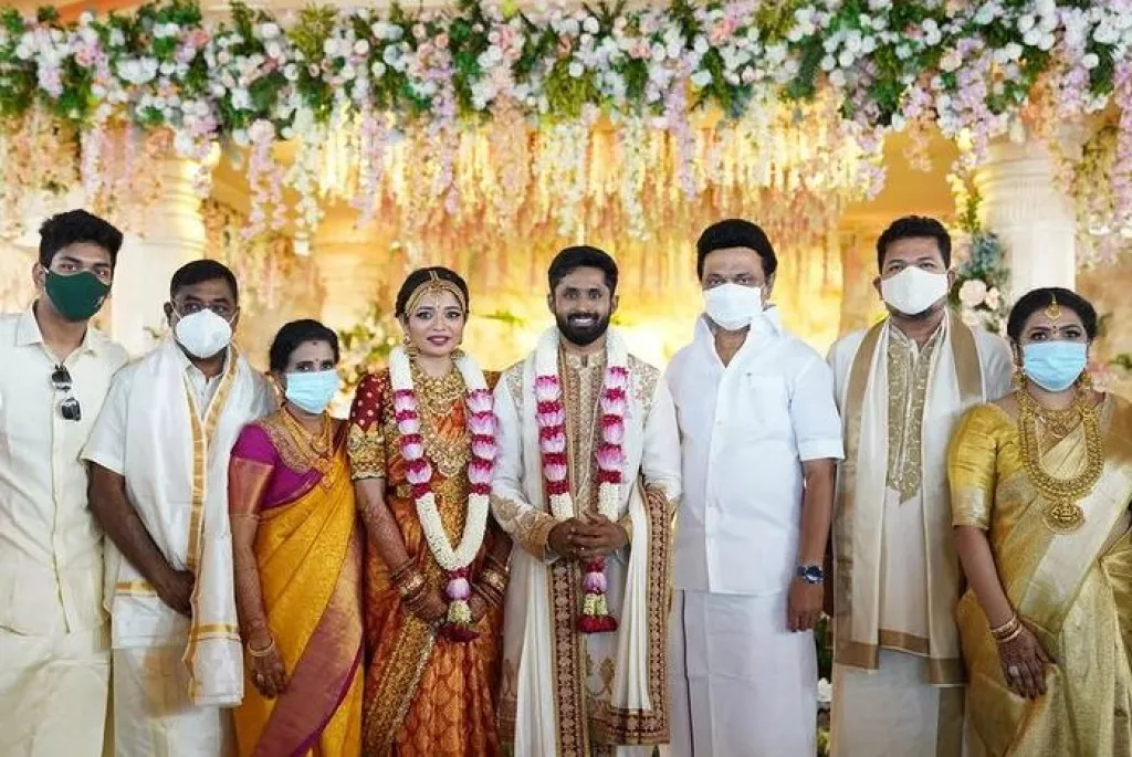Director Shankar's Daughter, Aishwarya Gets Married To Cricketer, Rohit ...