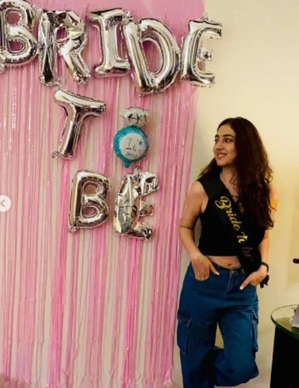 Disha Parmar Wore A Dazzling Silver-Toned Saree For Reception, Flaunts ...