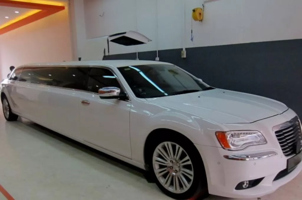 Expensive Things Owned By Rajinikanth: From Thalaivar's Limousine To ...