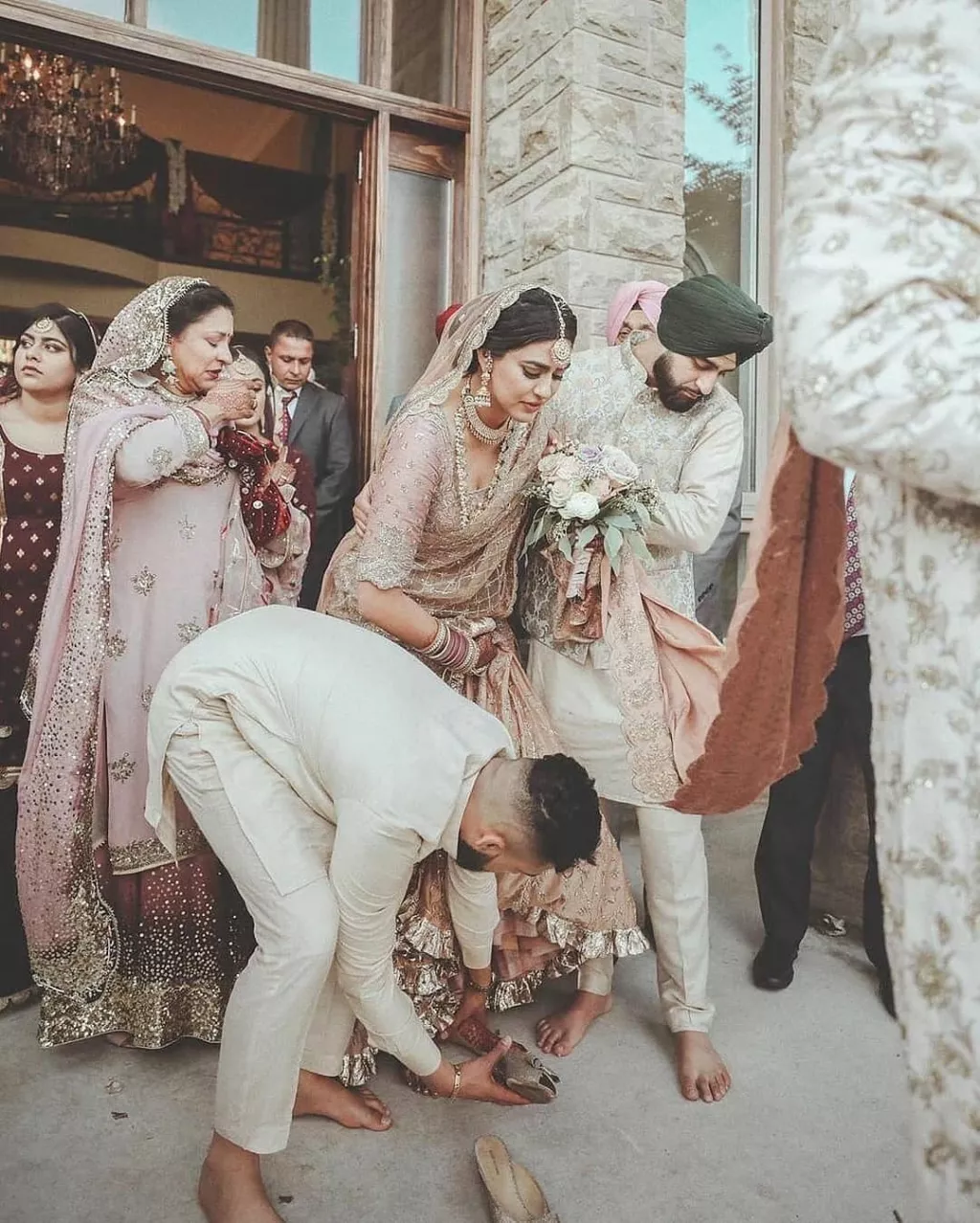 10 Brother And Bride Moments That Will Irk You And Leave You Emotional ...