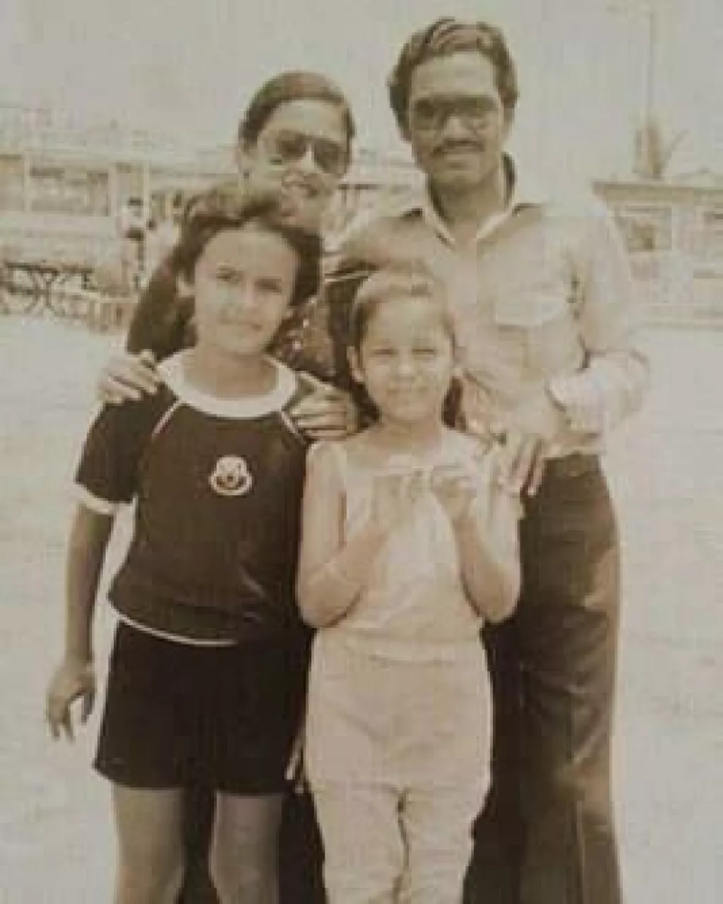 Sonu Nigam's Personal Life | Sonu Nigam Love Story, Family | Lesser ...