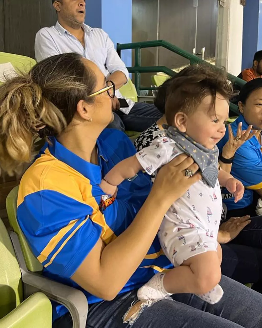 Hazel Keech Shares A Photo Of Orion Standing On Daddy, Yuvraj's ...