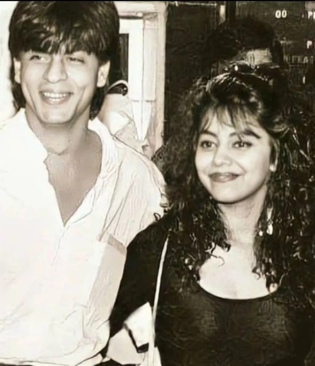 Shah Rukh Khan on How He Sang 'Gori Tera Gaon' To Gauri When They Were ...