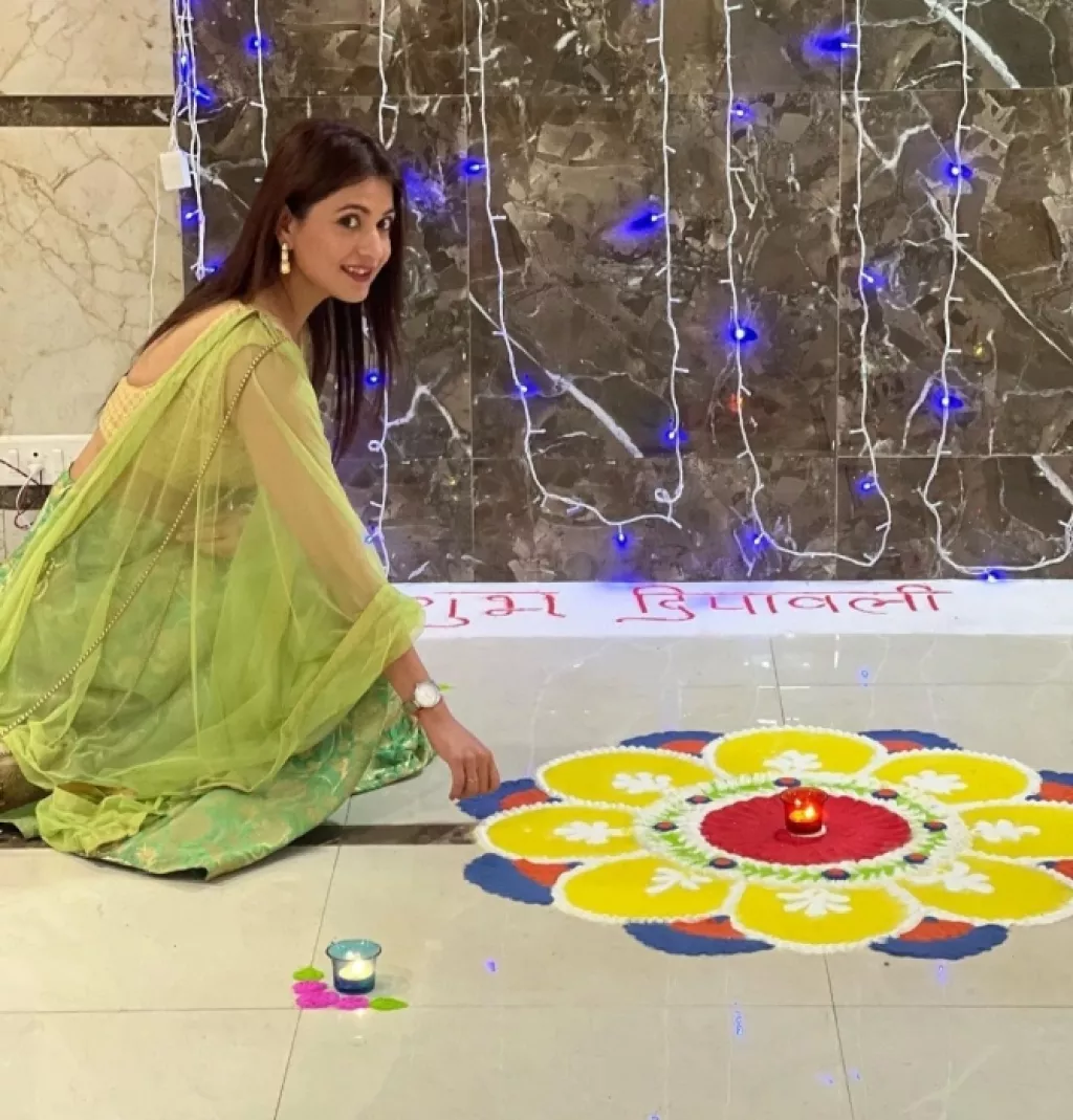 Akanksha Juneja Announces Her Relationship With Akash Patidar, Shares A ...