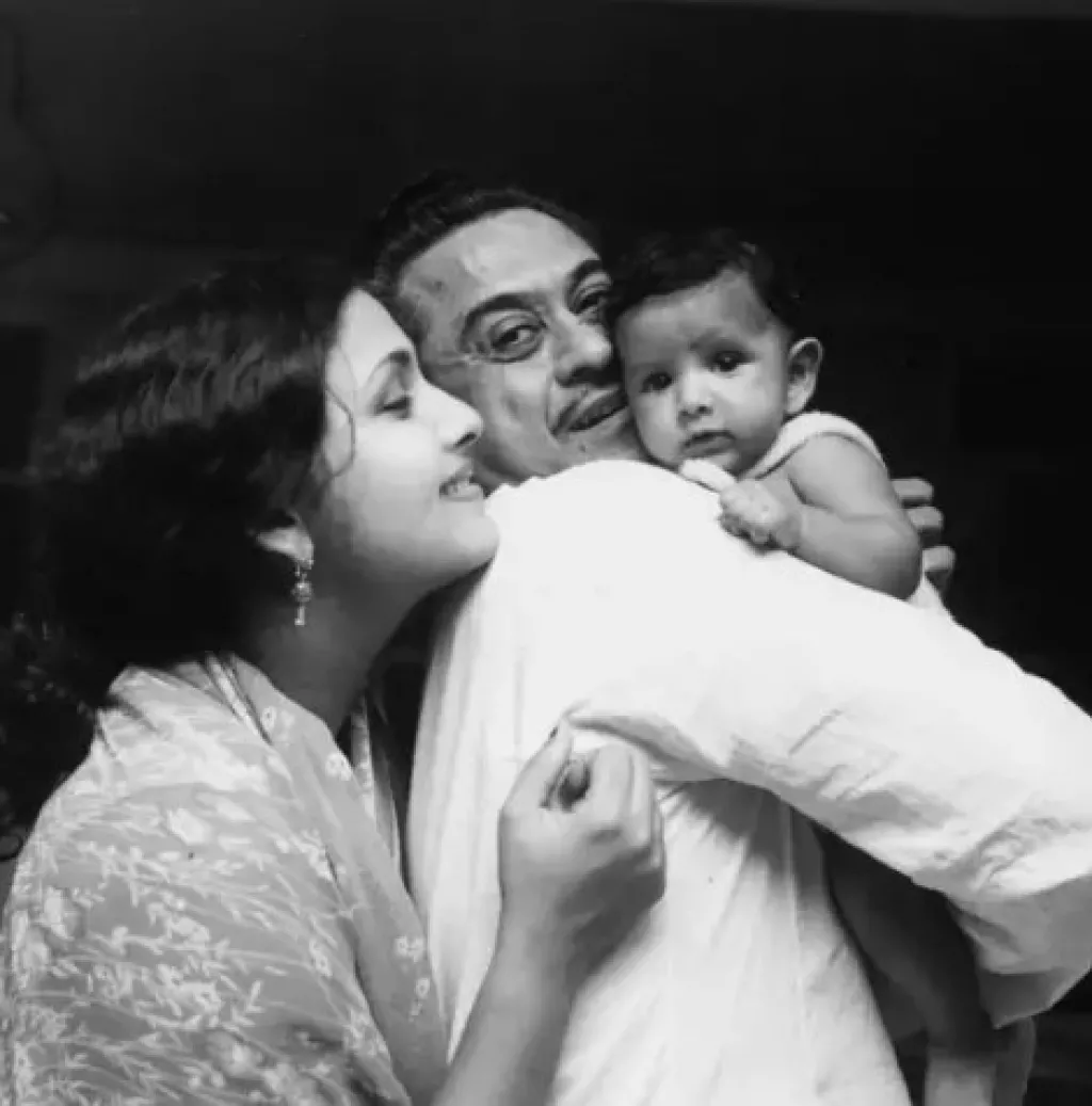 Kishore Kumar's Wife, Leena Chandavarkar Took 'Saath Pheras' With Him ...