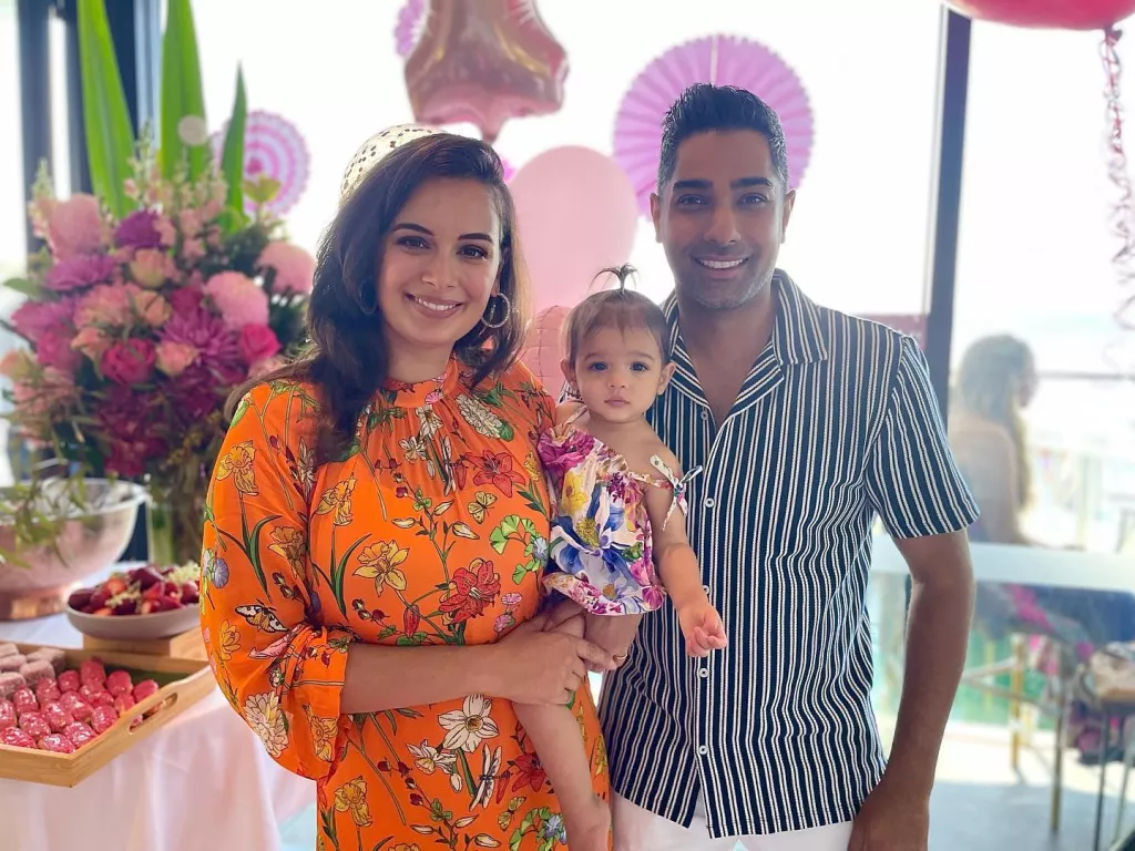 Evelyn Sharma Reveals Her Daughter, Ava's Face With An Adorable Post As ...