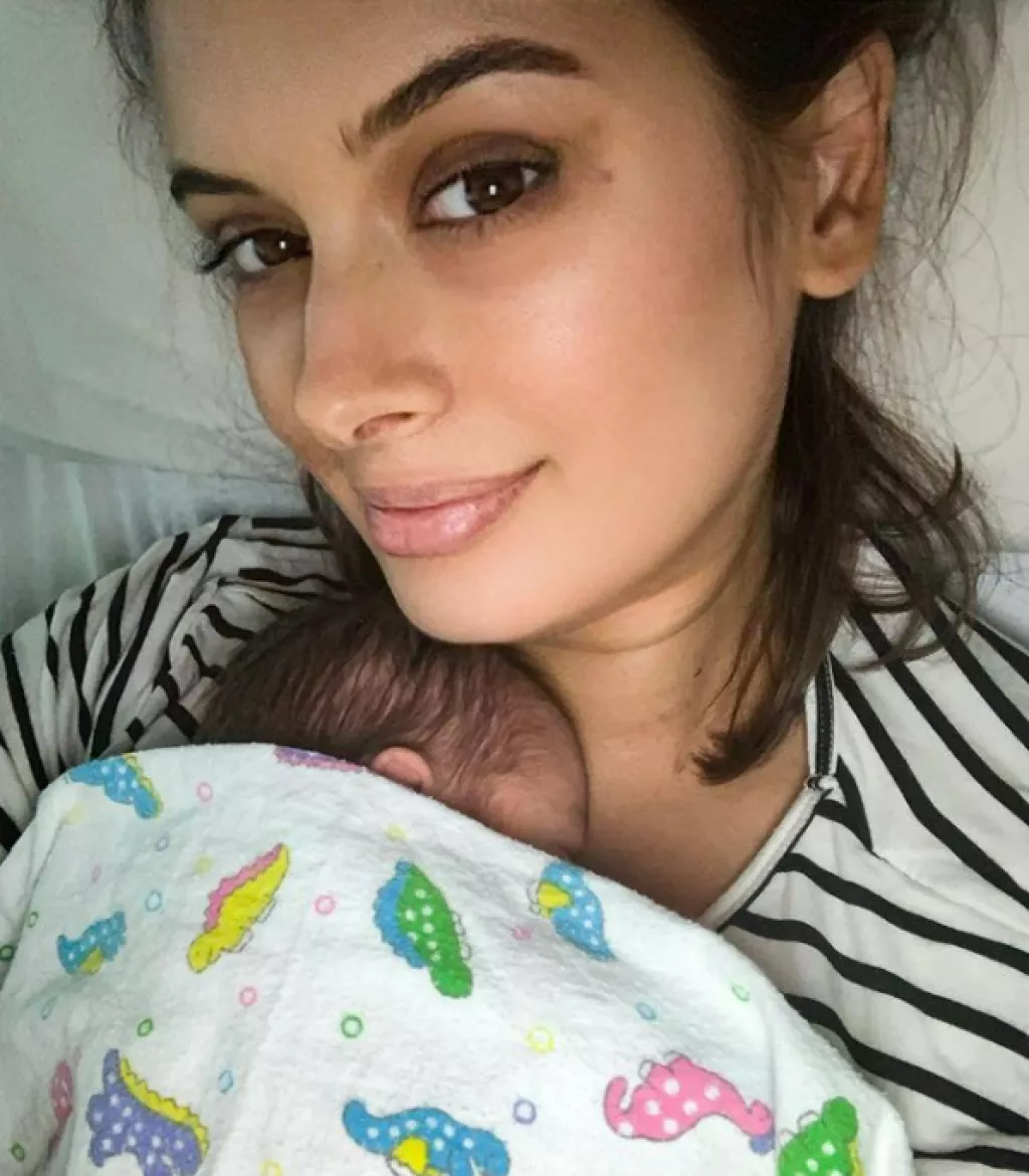 Evelyn Sharma Reveals Why She Opted For A C-Section Delivery, Shares An ...