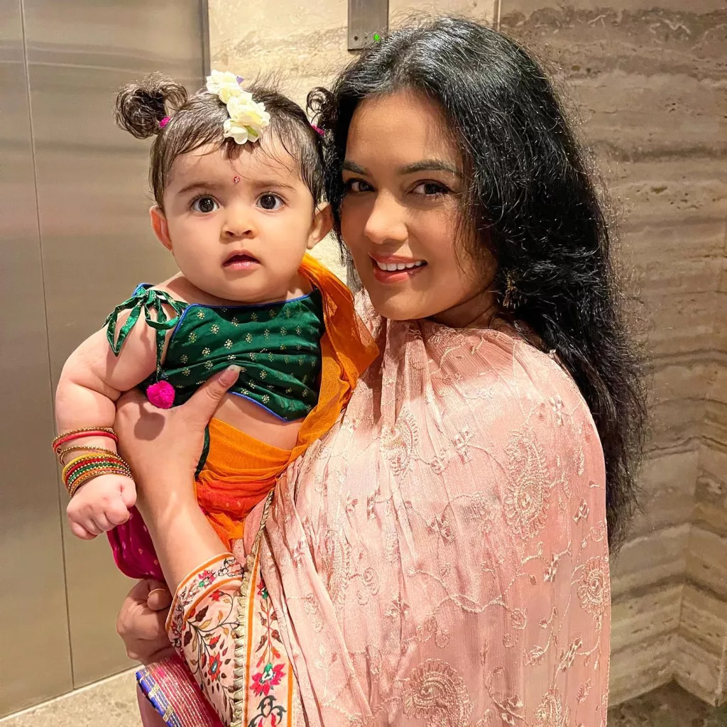 Aditya Narayan Shares A Picture Of Tvisha In Lehenga And Floral 'Maang ...