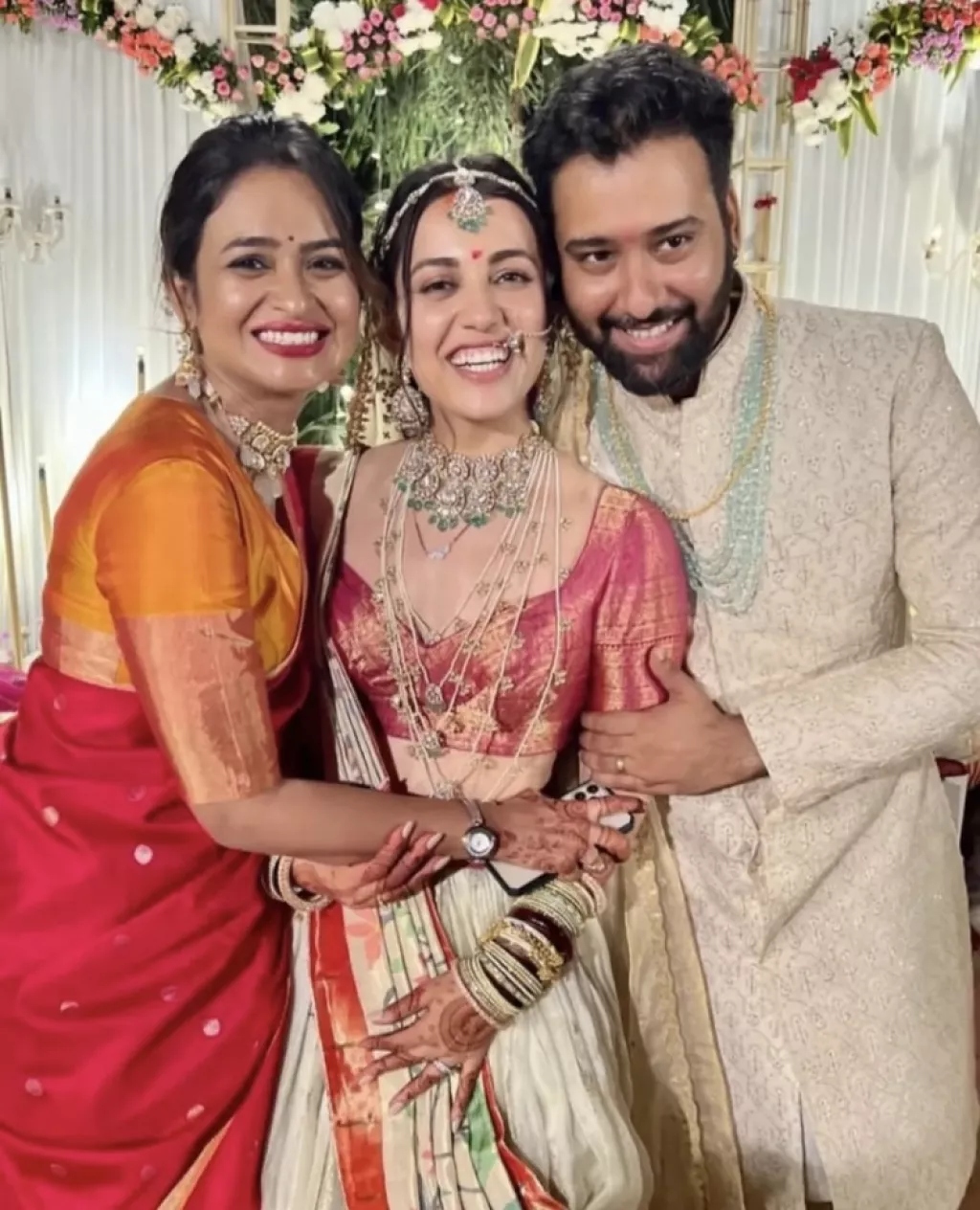Esha Kansara Dons White Lehenga As She Gets Married To Siddharth ...