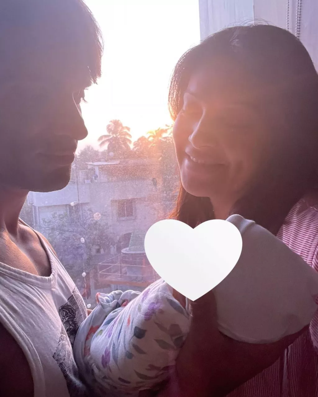 Bipasha Basu Shares A Cutesy Photo With Daughter, Devi As She Gets A ...