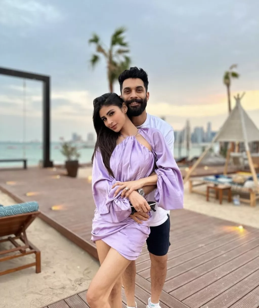 Mouni Roy-Suraj Nambiar Go On A Double Date With Manushi Chillar And Billionaire BF, Nikhil Kamath