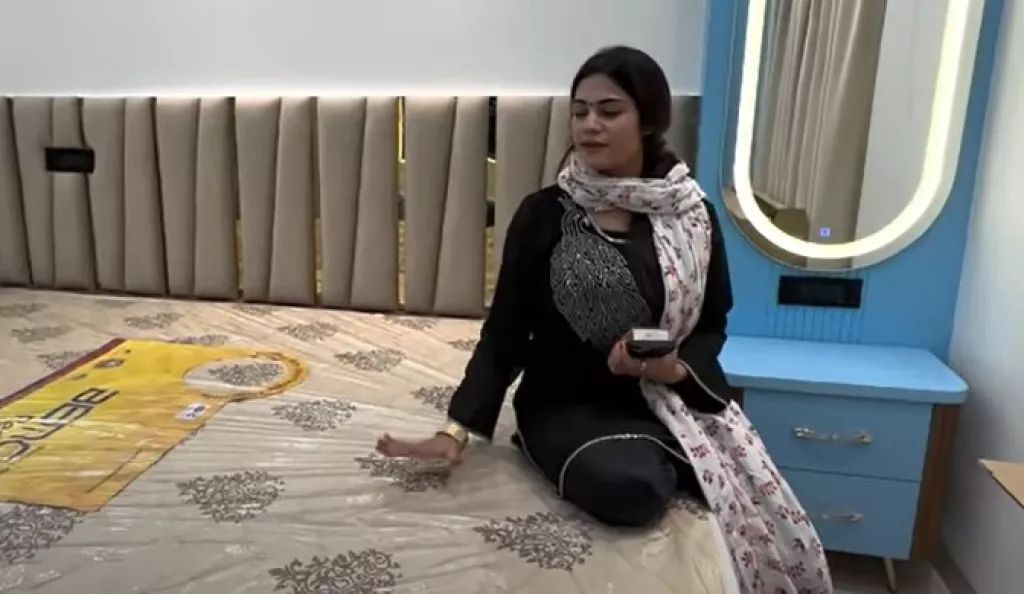 Youtuber, Armaan Malik's Wives Share Glimpses Of Bedroom, Say, 'Yahan Hum Sab Saath So Sakte Hain'