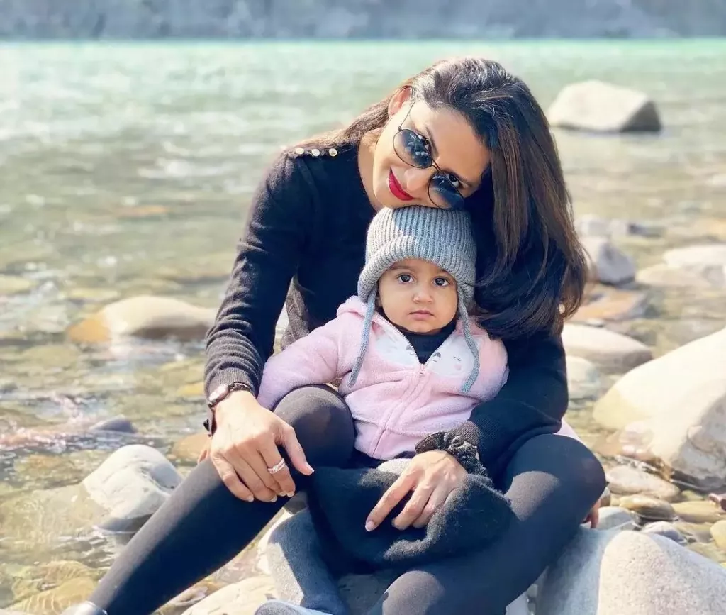 Rucha Hasabnis Reveals The Face Of Her Baby Boy, Shares His Name To The ...