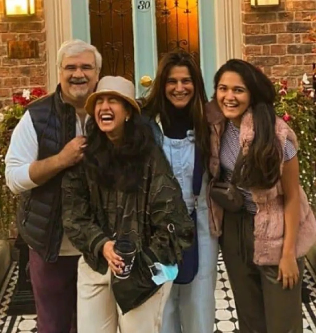 Radhika Merchant's Father, Viren Merchant: Billionaire CEO Of Encore ...