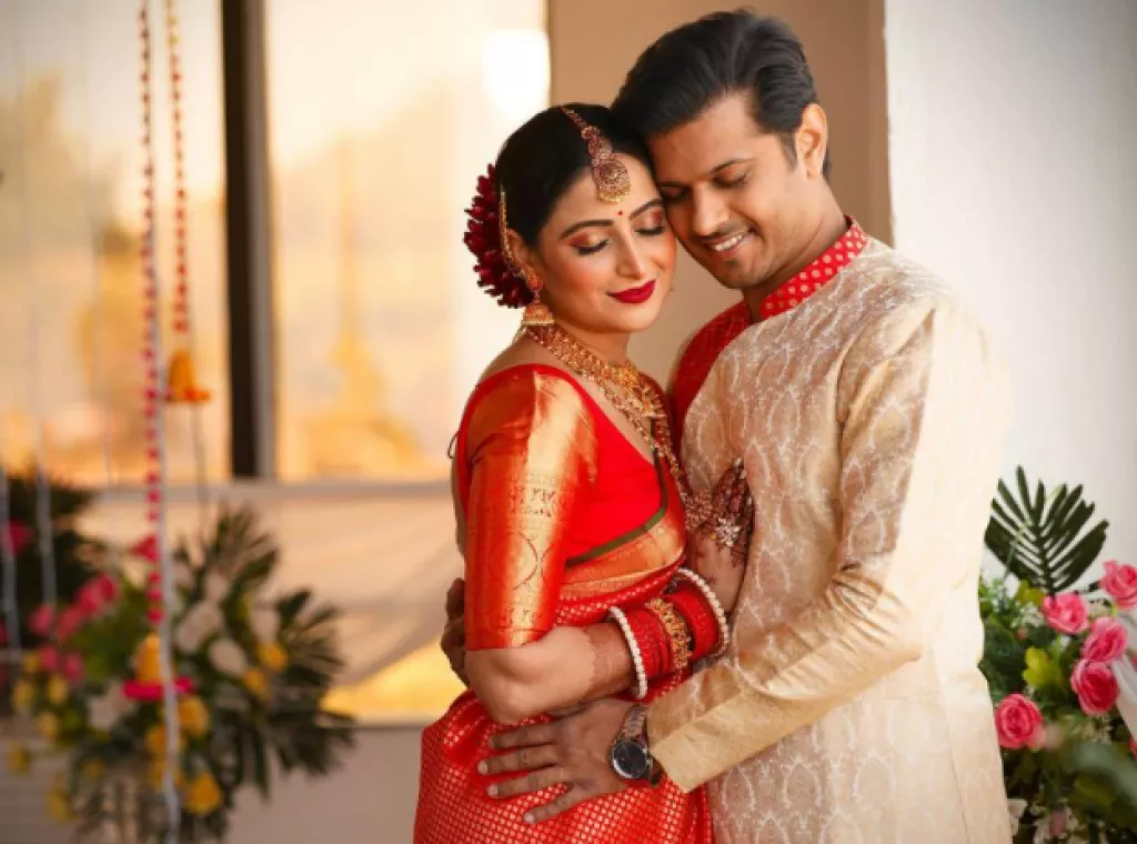 Newly-Married, Neil Bhatt Poses Romantically With Wife, Aishwarya ...