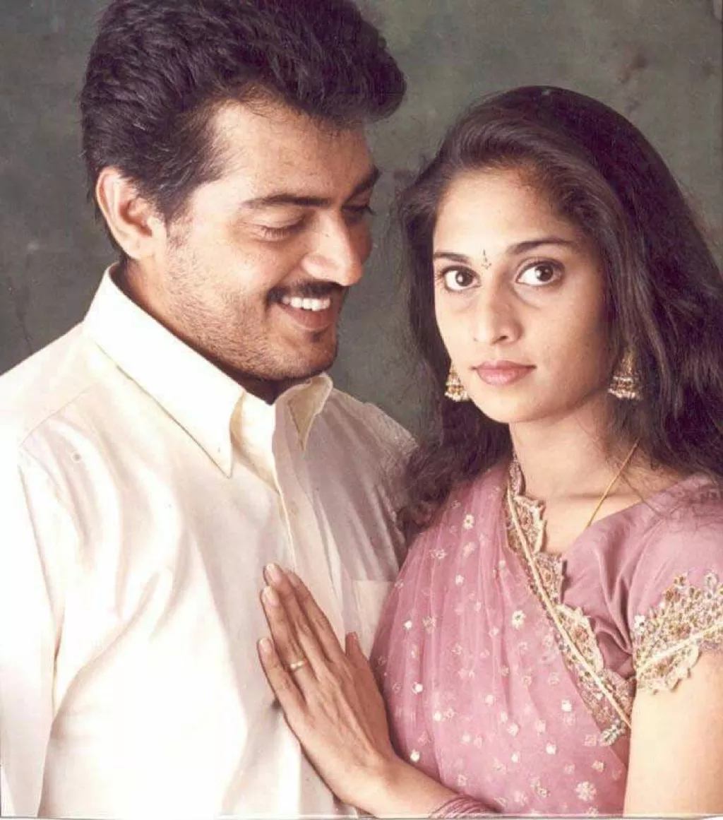 Ajith Kumar And Shalini Fell In Love After He Cut Her Wrist: Unusual ...