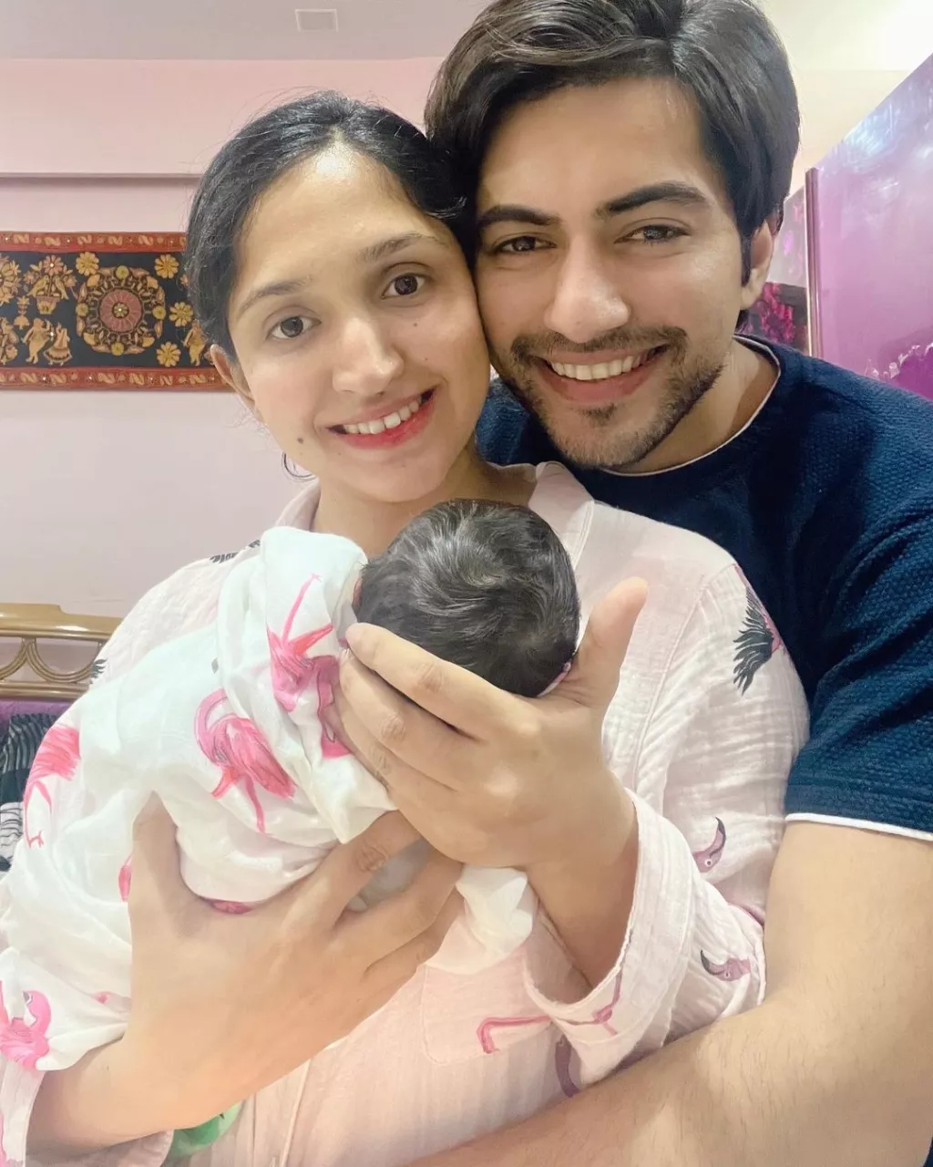 'Pandya Store' Fame, Akshay Kharodia's Wife, Divya Punetha Shares First ...