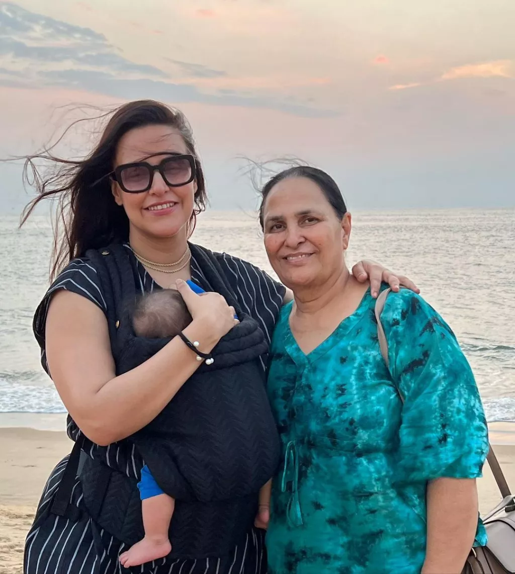 Neha Dhupia Spotted With Hubby, Angad And Kids Who Were Twinning In ...