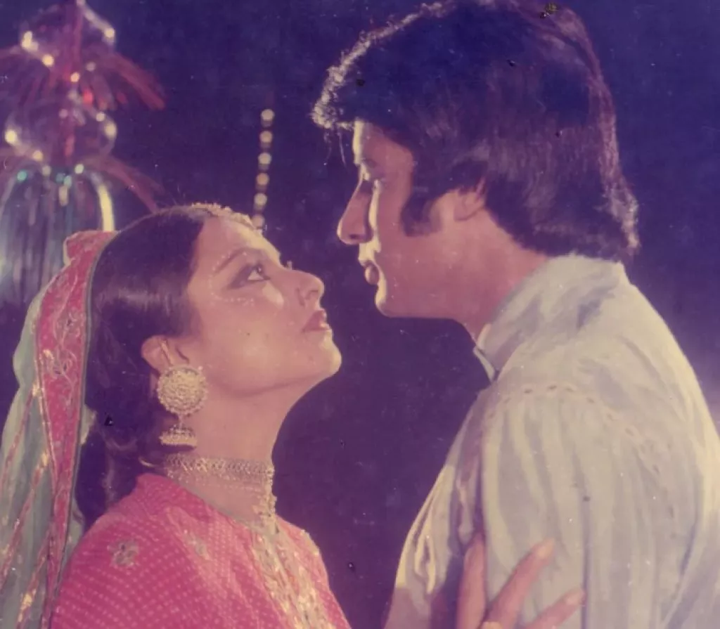 When Rekha And Om Puri Got Physical For Real While Shooting A Love ...