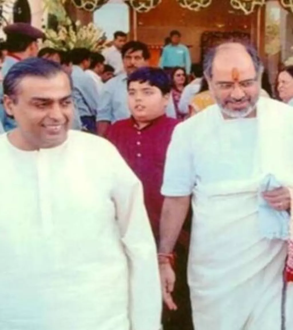 Ambani Clan's Guru, Rameshbhai Oza: The Man Behind Bringing Harmony ...