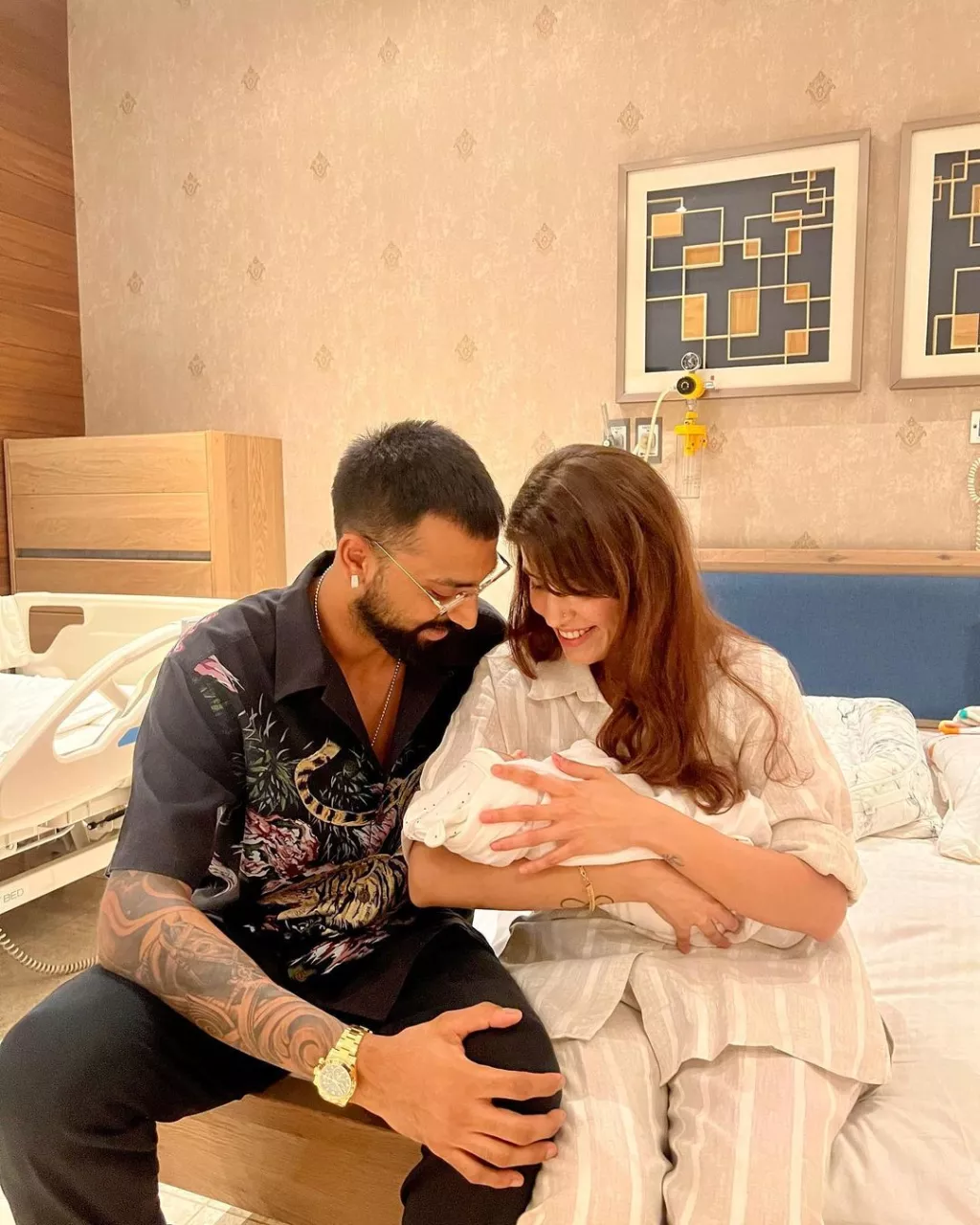 Krunal Pandya And Pankhuri Become Parents Of A Baby Boy, Cricketer ...