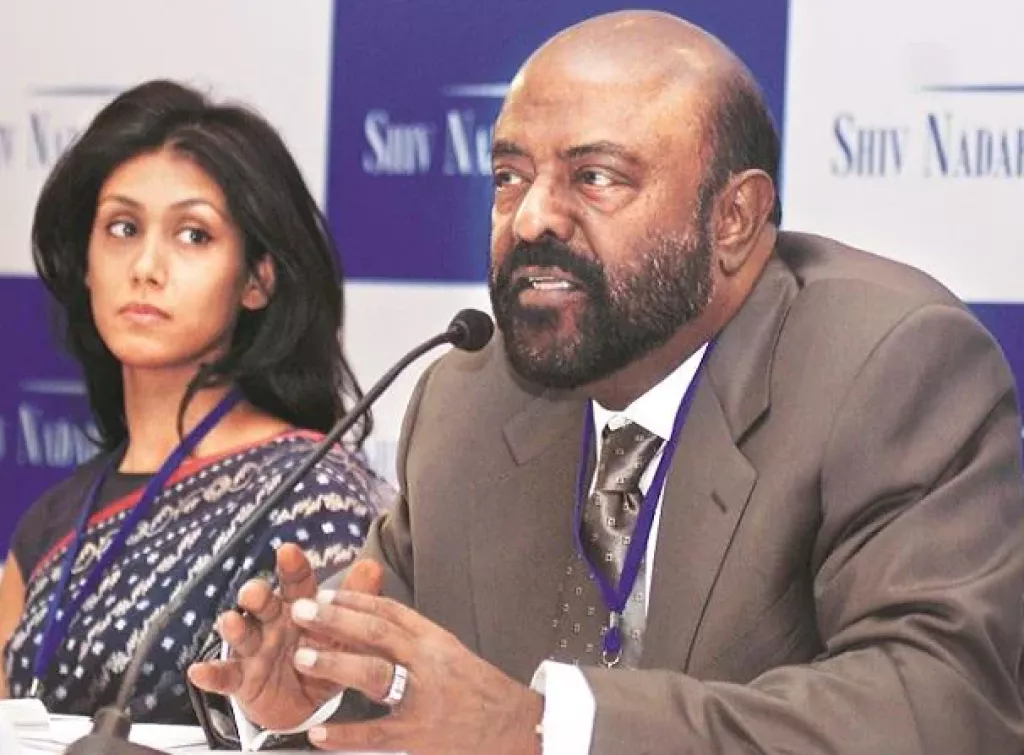 Inside Richest Indian Woman, Roshni Nadar's Love Story With Husband ...