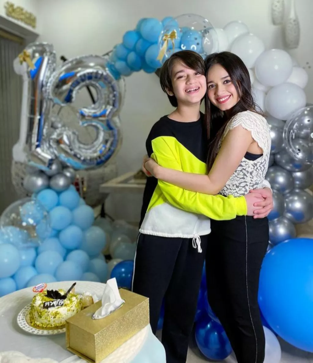 10 Famous Influencer Siblings Who Are Ruling The Internet: From Awez ...