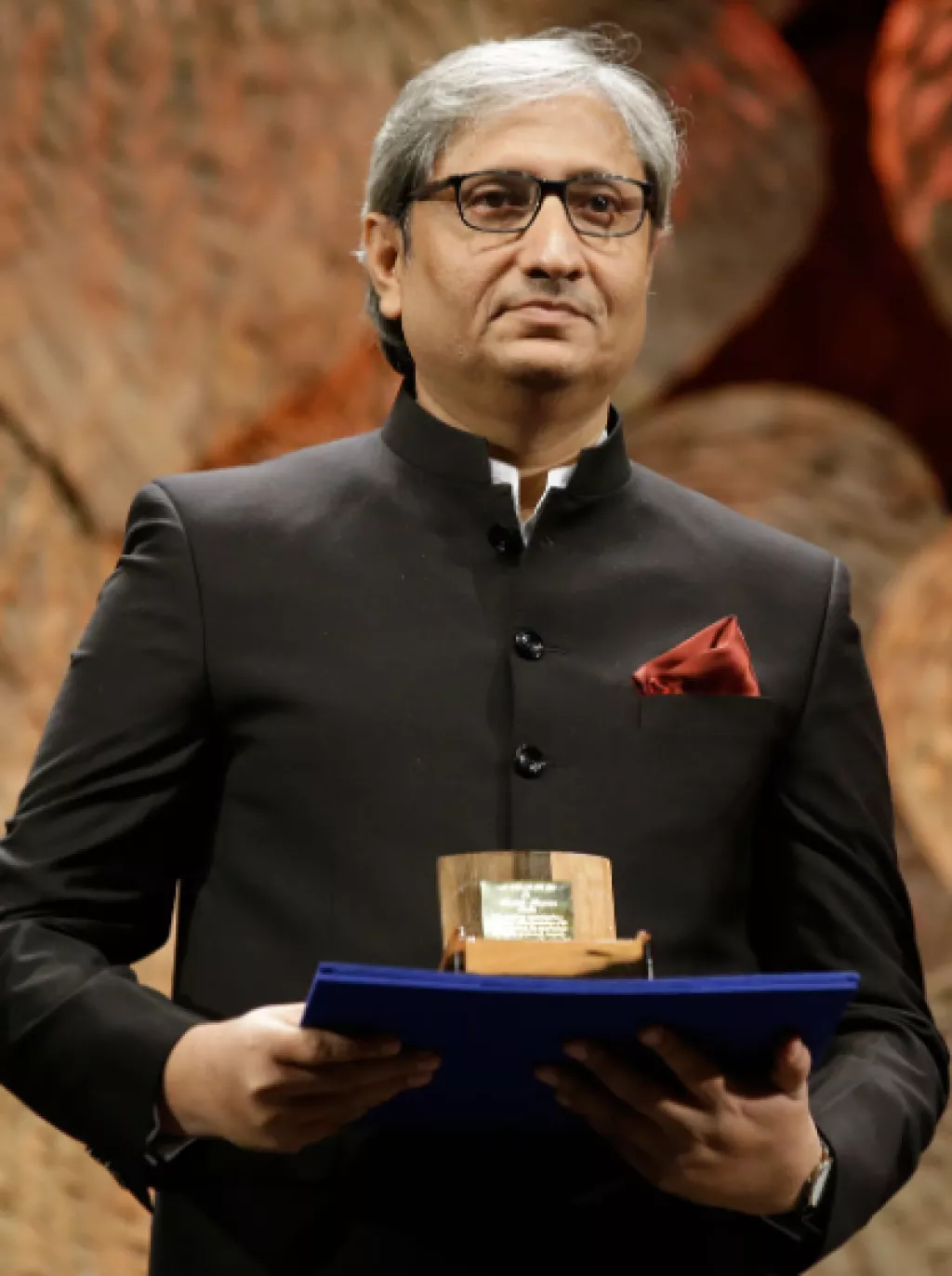 Ravish Kumar Had Left His Parents To Get Married To His Wife, Nayana ...