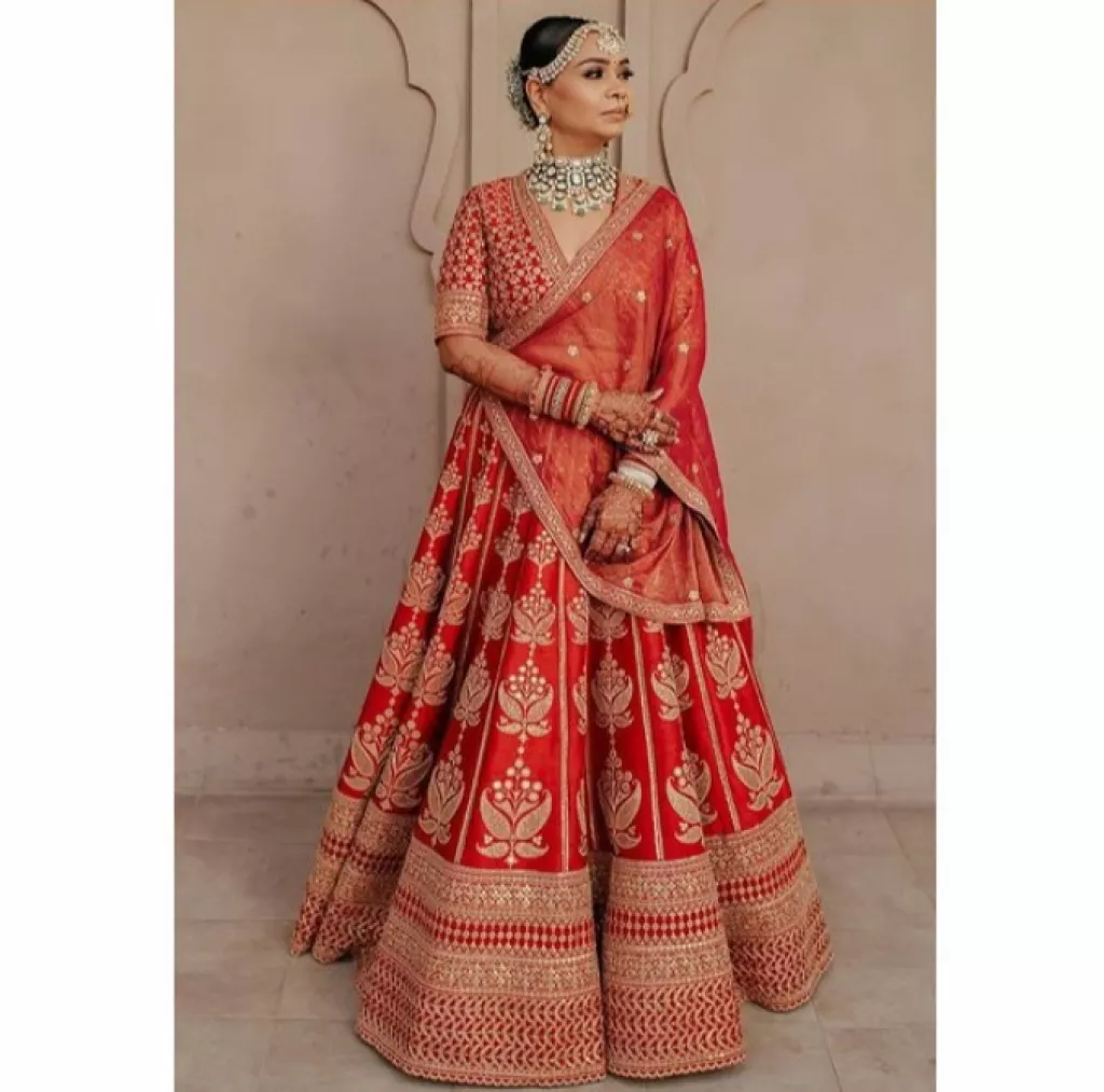 Sabyasachi Bride Exudes Royal Vibes In A Red Lehenga, Pairs It With A ...