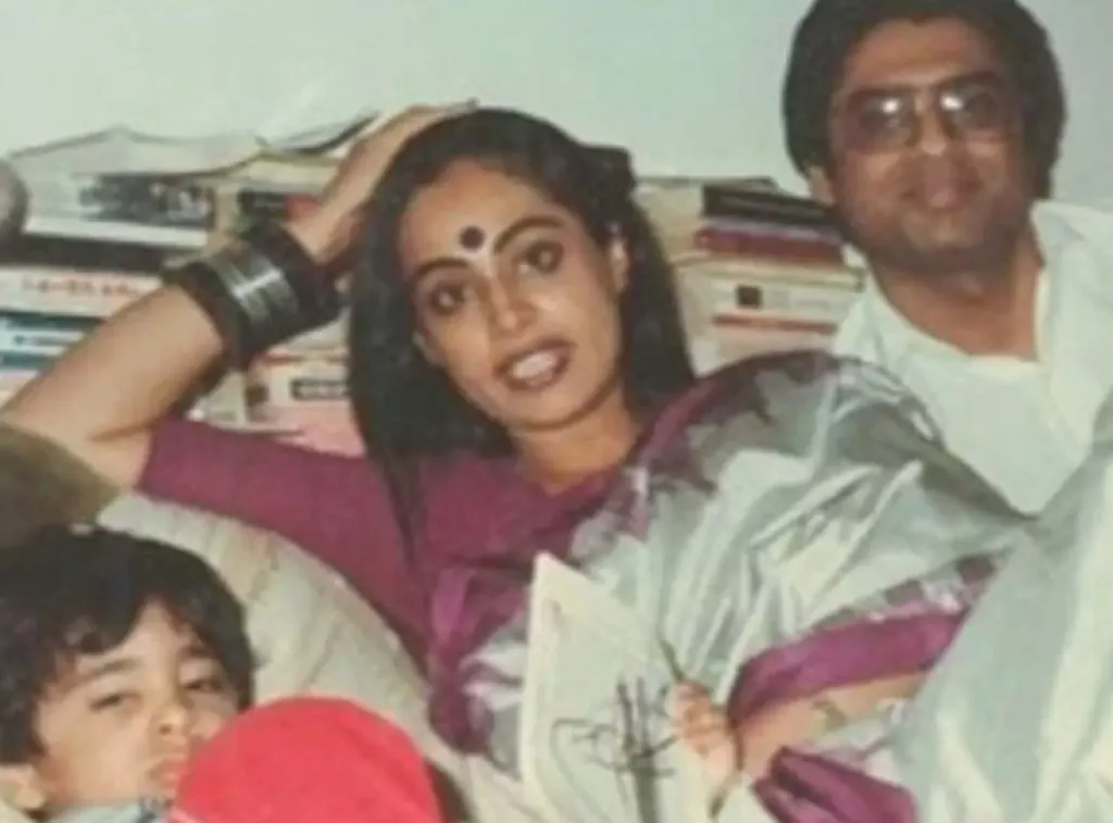 Anupam Kher's Two Wives: From College Romance With Madhumalti Kapoor To ...