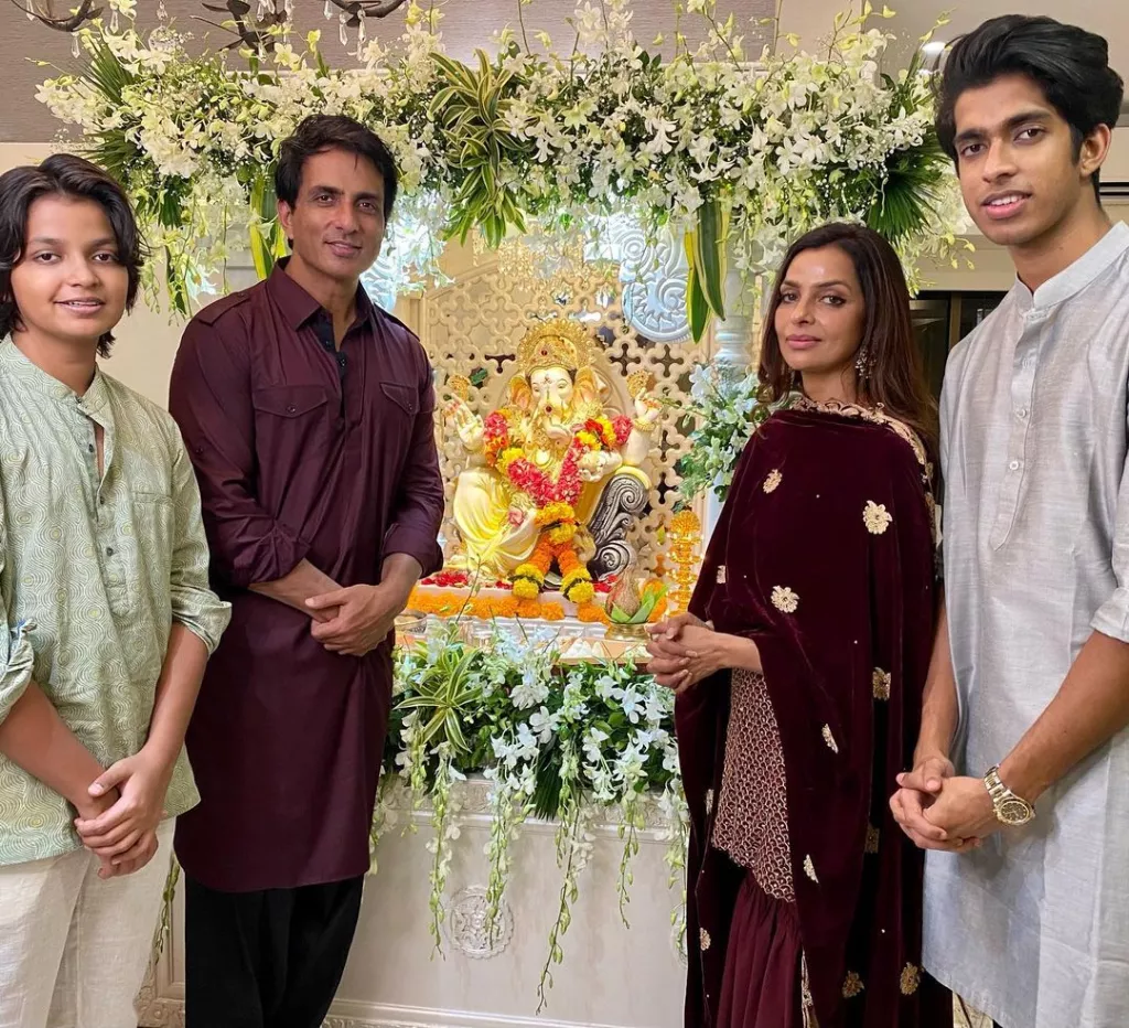 Sonu Sood Twins In Maroon With Wife, Sonali Sood As They Celebrate ...